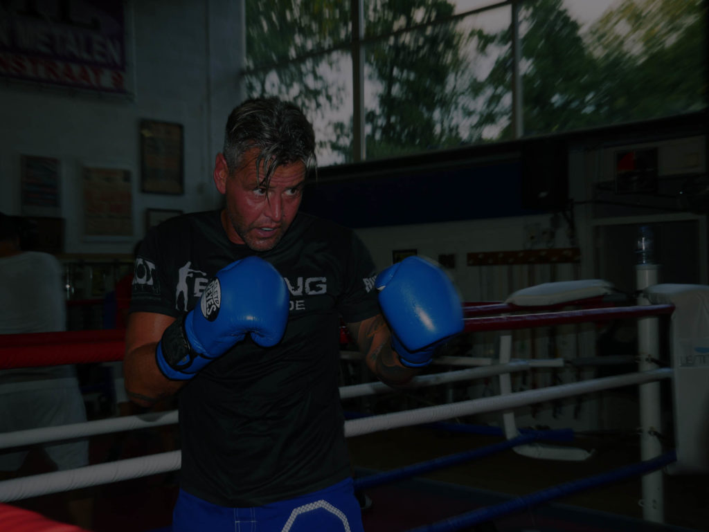 Leon's Boxing Gym | Boksen in Rotterdam | Boksschool Met Geschiedenis